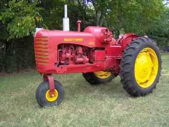 Used Farm Tractors for Sale: Massey Harris 333 Propane (2010-08-15 ...