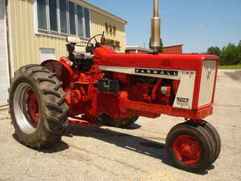 Used Farm Tractors for Sale: 1965 Farmall 706 Restored (2010-08-16 ...