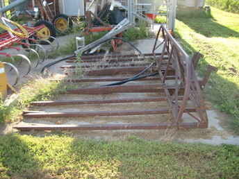 Used Farm Tractors for Sale: Hay Sweep (Hay Buck) (2010-08-17 ...