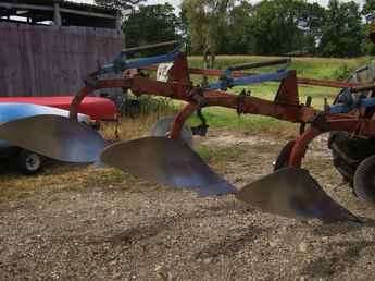 Used Farm Tractors for Sale: Kongskilde Overum 3F Plow (2010-08-25 ...