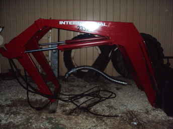 Used Farm Tractors for Sale: 2350 International Loader (2010-09-06 ...