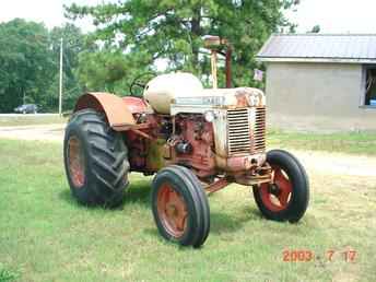 Used Farm Tractors for Sale: 1956 Case 400 (2003-07-26) - Yesterday's ...
