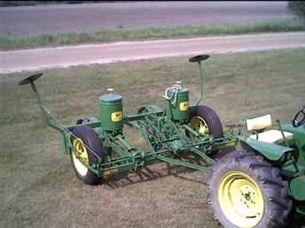 Used Farm Tractors for Sale: John Deere 290 Planter (2003-07-31 ...