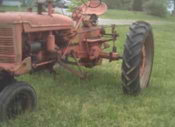 Used Farm Tractors for Sale: 1950 Farmall C -- White Demo?? (2003-08-17 ...