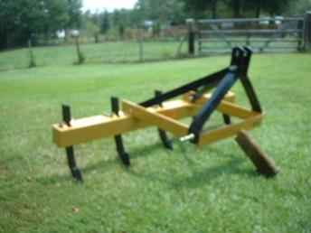 Used Farm Tractors for Sale: 3 Point Ripper Plow (2003-08-21 ...