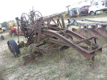 Used Farm Tractors for Sale: Vintage Road Grader Scraper (2011-10-25 ...