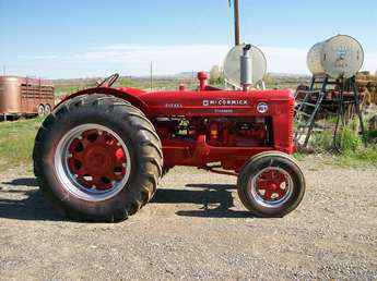 Used Farm Tractors for Sale: 1955 International Super WD9 (2011-10-26 ...