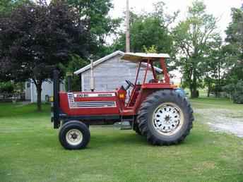Used Farm Tractors for Sale: Hesston 90 HP Sold (2003-09-04 ...