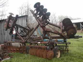 Used Farm Tractors for Sale: Ford Disk (2003-09-08) - Yesterday's Tractors