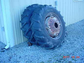 Used Farm Tractors for Sale: 13.6X28 Allis Rear Rims@ Tires (2011-12-24 ...