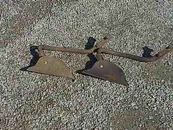 Used Farm Tractors for Sale: Oliver/John Deere Plow Jointer (2003-09-21 ...