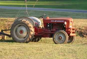Used Farm Tractors for Sale: Ford 601 Workmaster (2003-10-03 ...