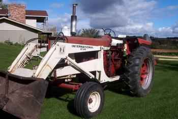 Used Farm Tractors for Sale: Ih 706 W/ Ih 2000 Loader (2003-10-07 ...