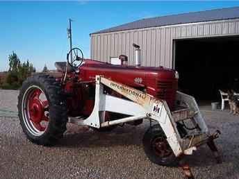 Used Farm Tractors for Sale: 1954 Farmall 400 W/Ih Loader (2003-10-13 ...