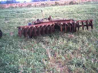 Used Farm Tractors for Sale: John Deere 10 FT Wheel Disc (2003-10-14 ...