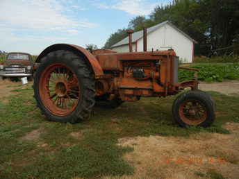 Used Farm Tractors for Sale: 1937 Case CC With Round Spokes (2012-08-03 ...