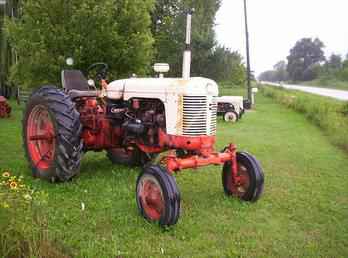 Used Farm Tractors for Sale: Case 401 Diesel Tractor (2012-08-10 ...