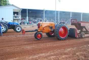 Used Farm Tractors for Sale: R Moline Pulling Tractor (2012-08-27 ...