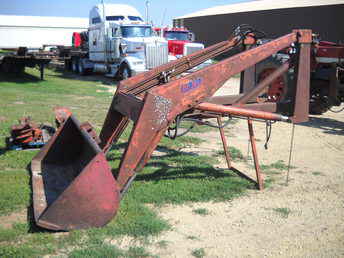 Used Farm Tractors for Sale: Allis Chalmers 200 Dual 3100 Quick Loader ...