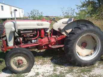 Used Farm Tractors for Sale: Ford 860 (2012-09-01) - Yesterday's Tractors