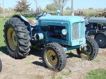 Used Farm Tractors for Sale: Fordson Major Diesel (2003-10-19 ...