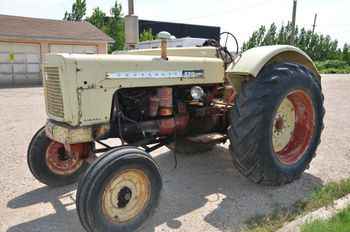 Used Farm Tractors for Sale: Cockshutt 570 Super (2012-09-08 ...