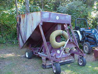 Used Farm Tractors for Sale: Leaf Vacuum-Giant VAC (2012-09-12 ...