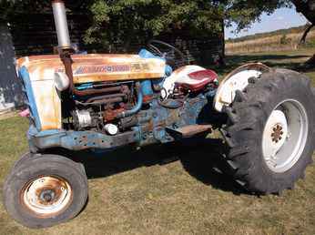Used Farm Tractors for Sale: Ford 901POWER Steering 3 Point (2012-09-30 ...
