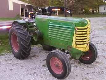 Used Farm Tractors for Sale: 1949 Oliver 77 Standard (2003-10-24 ...