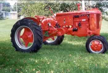 Used Farm Tractors for Sale: Nice 1945 Case VAC (2003-10-25 ...