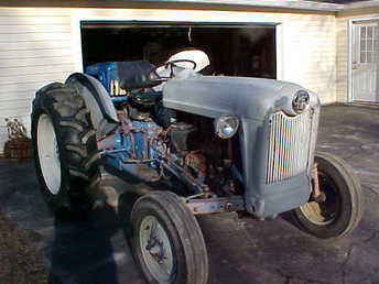 Used Farm Tractors for Sale: Ford 850 (2012-10-20) - Yesterday's Tractors