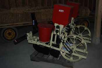 Used Farm Tractors for Sale: Burch 2 Row Planter (2012-12-18 ...