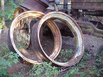 Used Farm Tractors for Sale: Nice Original 38 Inch Rims (2003-11-12 ...