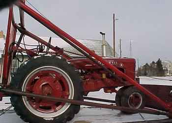Used Farm Tractors for Sale: Farmall H W/Loader (2003-11-24 ...