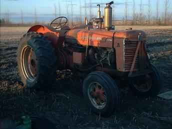 Used Farm Tractors for Sale: International 600 Diesel (2003-12-04 ...