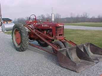 Used Farm Tractors for Sale: H Farmall With Loader (2003-12-07 ...