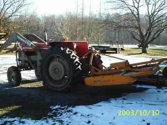 Used Farm Tractors for Sale: Massey Ferguson MF-165 & Loader ...