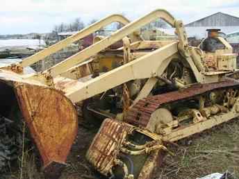 Used Farm Tractors for Sale: D4 Caterpillar Loader (2003-12-30 ...