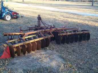 Used Farm Tractors for Sale: John Deere 3-PT Disk (2004-01-08 ...
