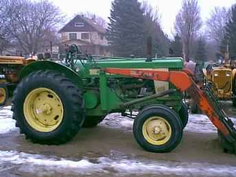 Used Farm Tractors for Sale: John Deere 620 Standard W/Load (2004-01-26 ...