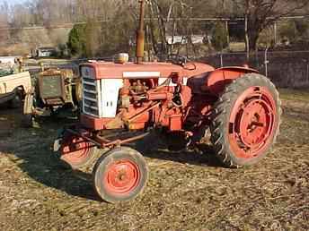 Used Farm Tractors for Sale: Farmall 340 Gas (Veg. Tractor) (2004-02-05 ...