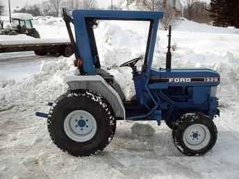Used Farm Tractors for Sale: Ford 1320 Compact 4WD W/Loader (2004-02-08 ...