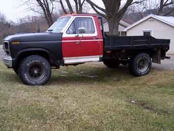 Used Farm Tractors for Sale: 1985 Ford 4X4 Flatbed (2004-02-12 ...