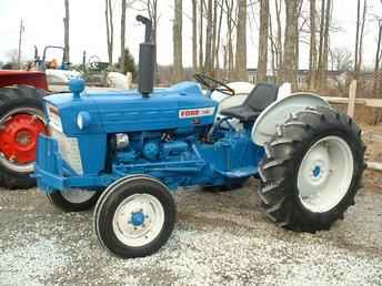 Used Farm Tractors for Sale: Ford 3000 (2004-02-19) - Yesterday's Tractors