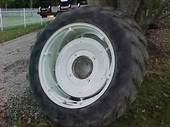 Used Farm Tractors for Sale: Power Adjust Rims & Tires (2004-02-19 ...