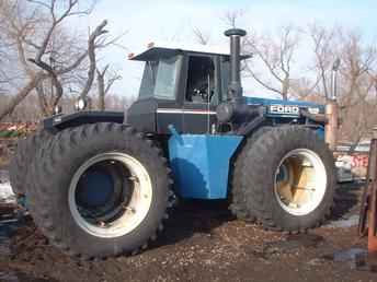 Used Farm Tractors for Sale: 946 Ford Versatile 4X4 (2004-02-25 ...