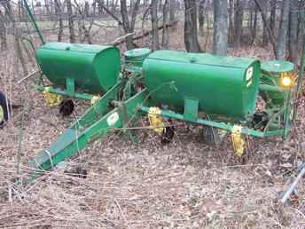 Used Farm Tractors for Sale: John Deere 4 Row Planter (2004-03-08 ...
