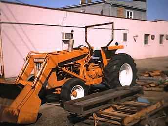 Used Farm Tractors for Sale: Ihc Loader Tractor (2004-03-09 ...