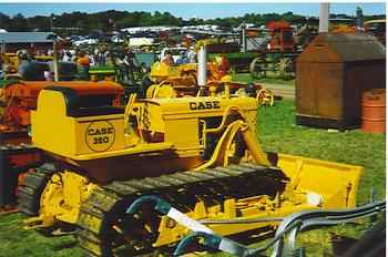 Used Farm Tractors for Sale: 1958 320 Case Dozer (2004-03-18 ...