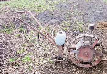 Used Farm Tractors for Sale: Suburbanite One Wheel Tractor (2004-03-28 ...